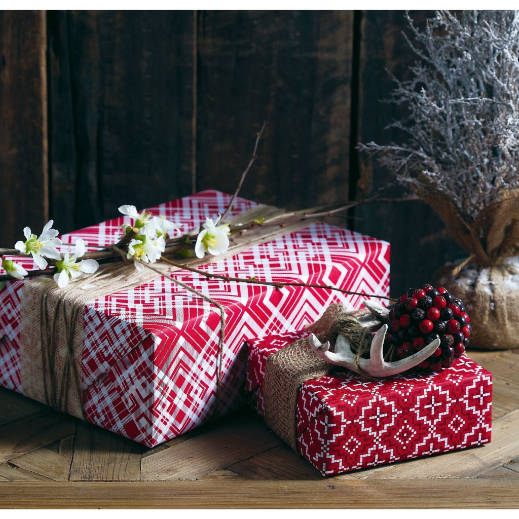How To Wrap Up Christmas - Domayne Style Insider