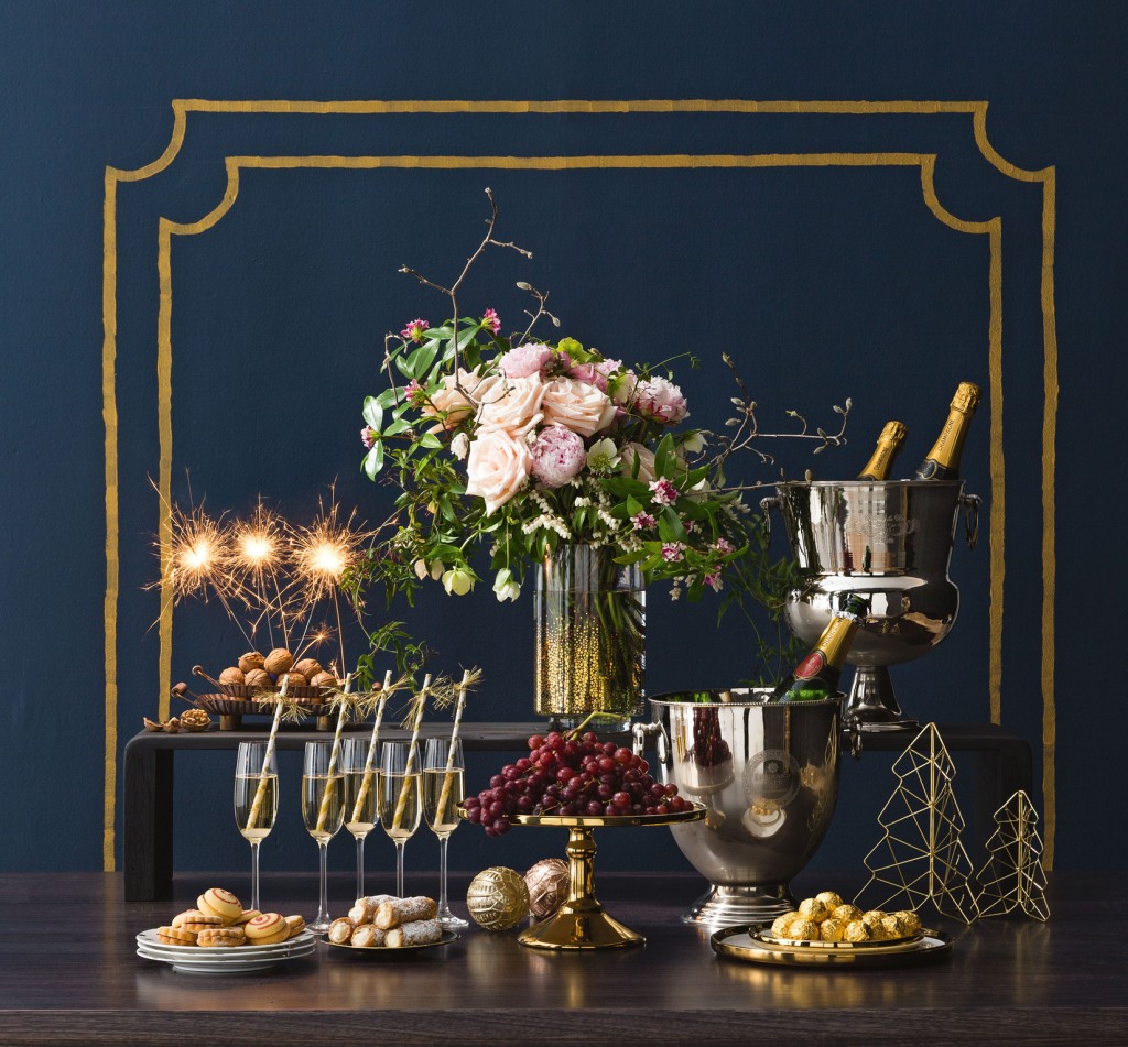 A Festive Feast: Christmas Table Ideas From Domayne - Domayne Style Insider