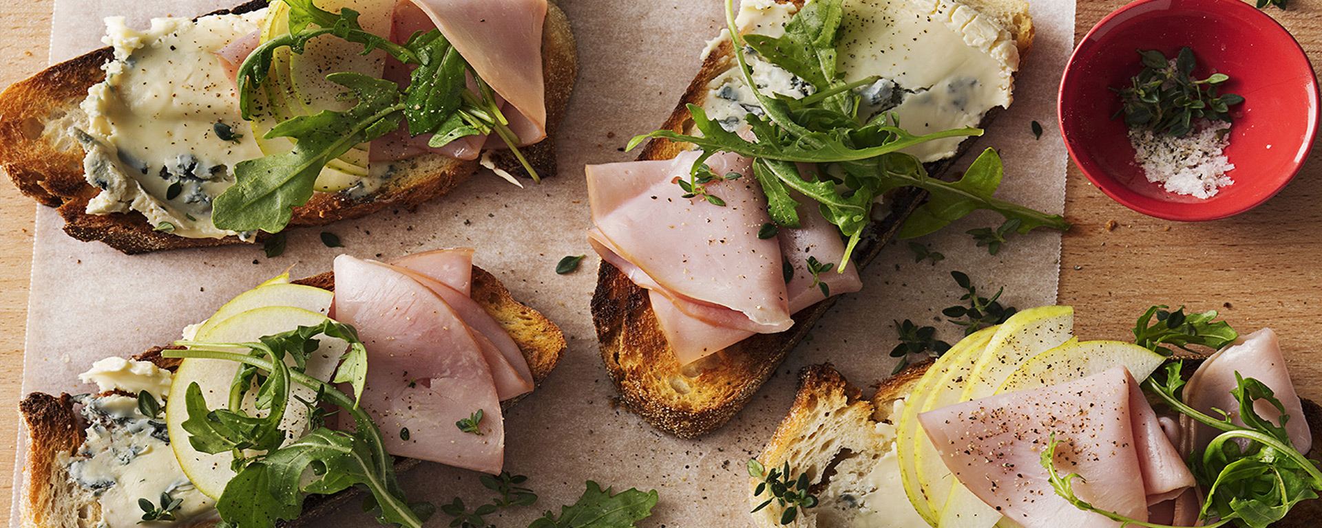 Creamy Blue Brie, Apple And Rocket Toast - Domayne Style Insider